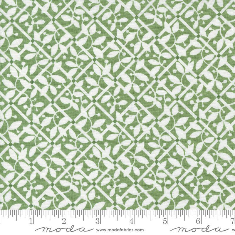 Shoreline by Moda Fabrics LATTICE PLAID/GREEN – Arizona Quilts